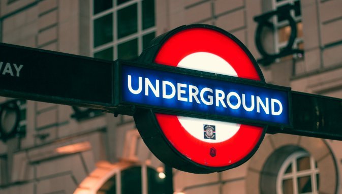 A List | London Tube Line Colours